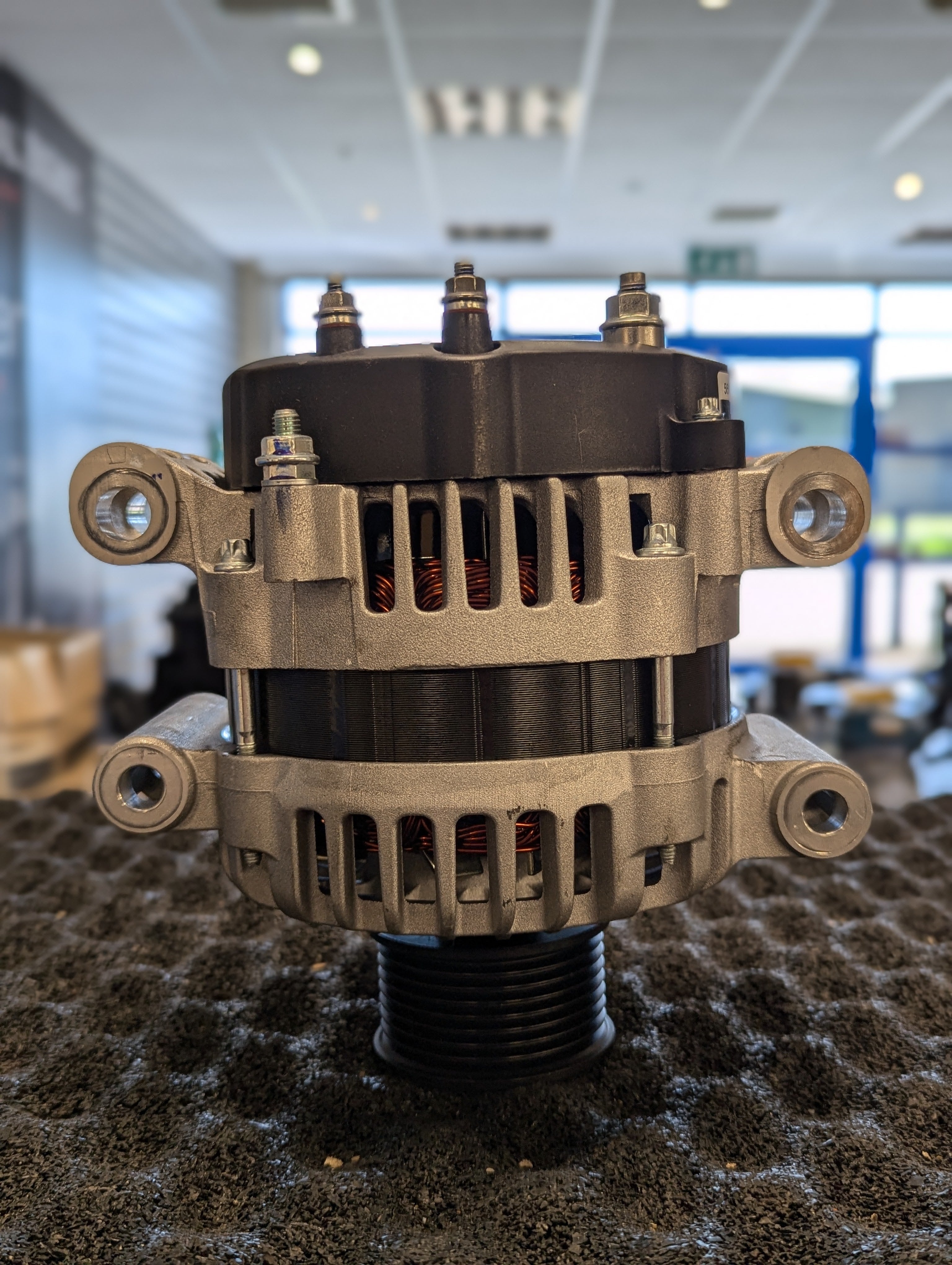 CAT Alternator 24V – Industrial Engines Shop