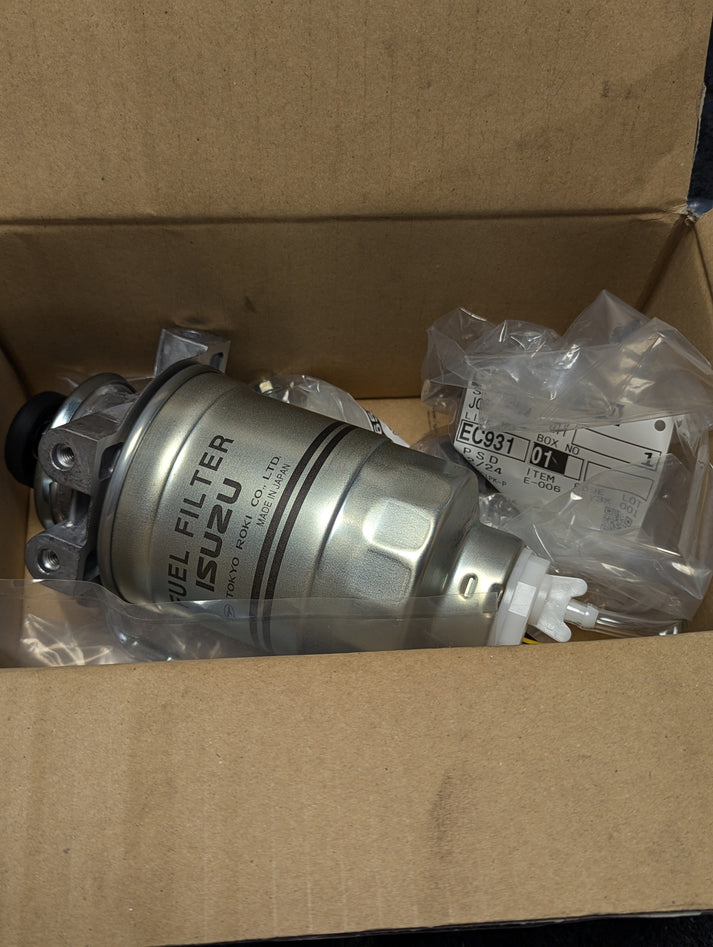 Isuzu Fuel Filter Assembly – Industrial Engines Shop